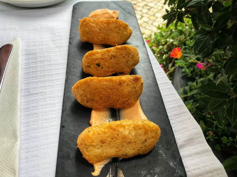 What to eat in Lisbon- a foodies guide | Wanderlust & Life