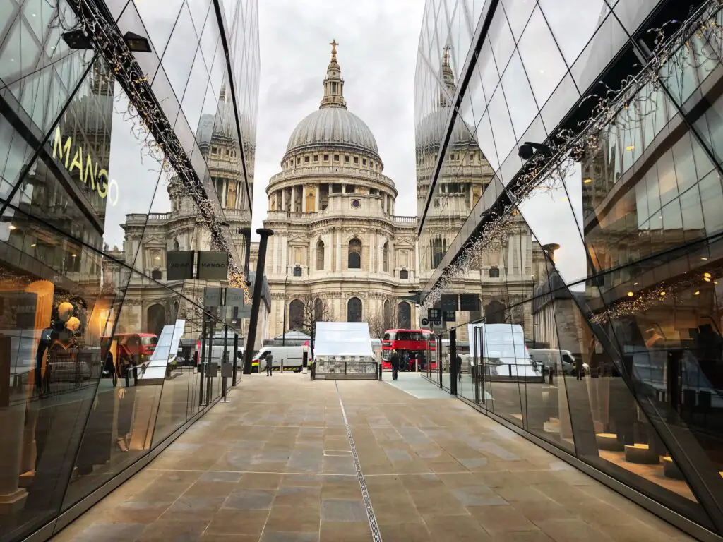 London vs Manchester: Which one is better for my next vacation ...