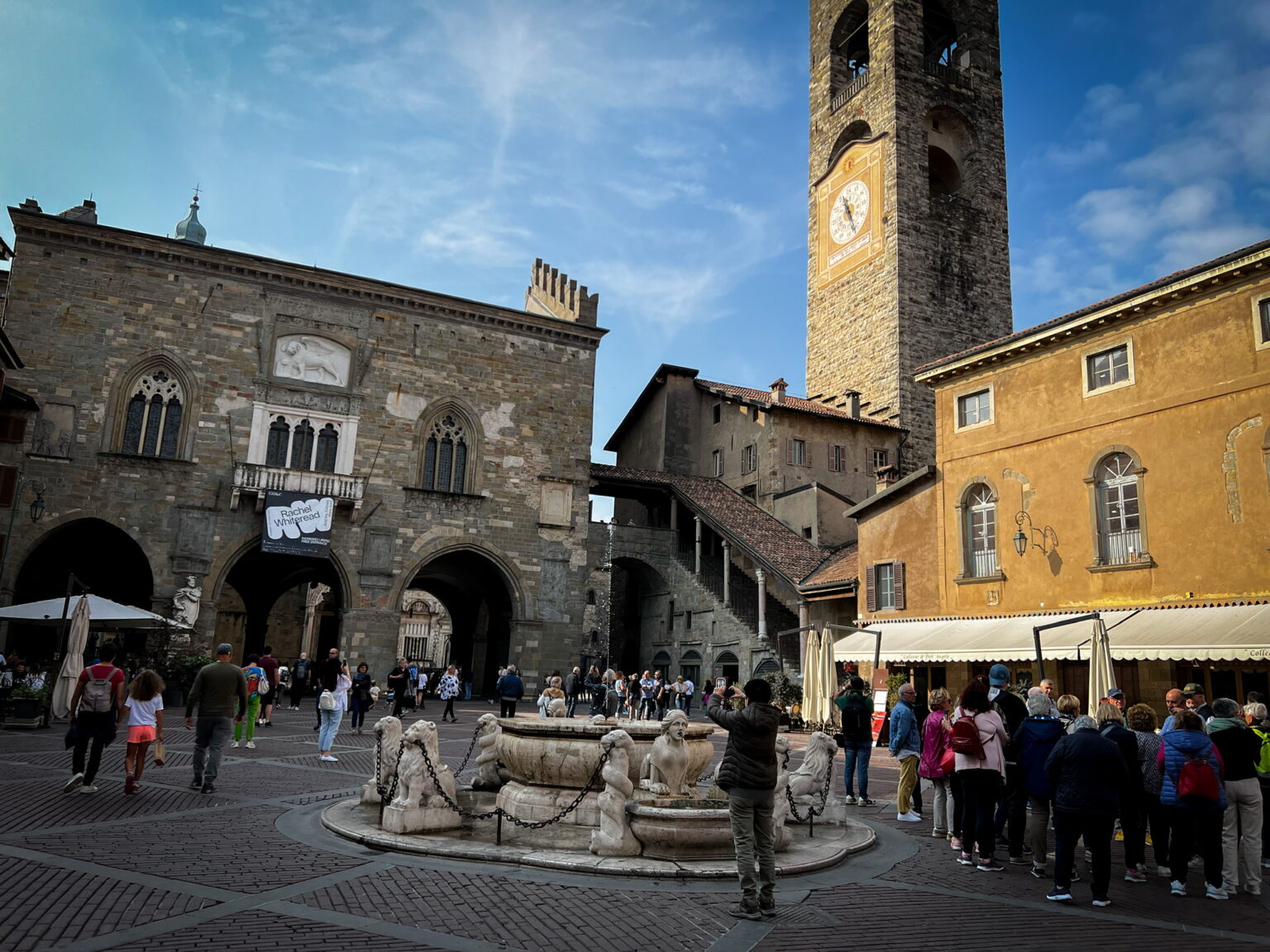 Is Bergamo worth visiting? Is Bergamo expensive? And everything else ...